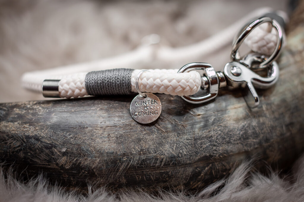 Collier Stark | Geek On A Leash